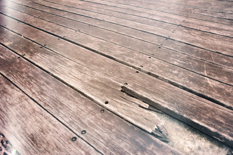 4 Signs That You Need Repairs For Your Wooden Deck - Orange County ...